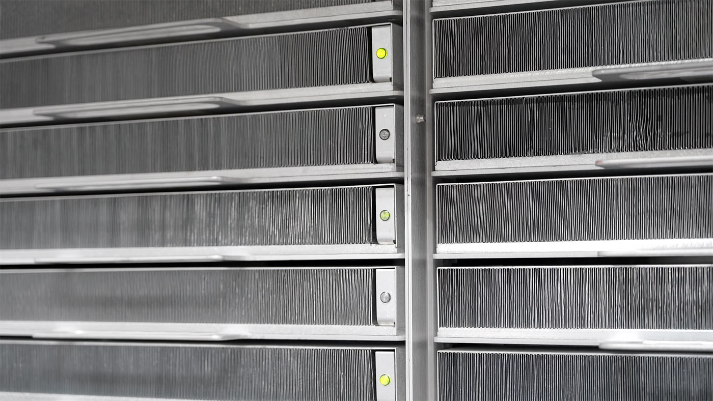 The Mighty 'MOX: 50kW AM Tower site tour - Jeff Geerling